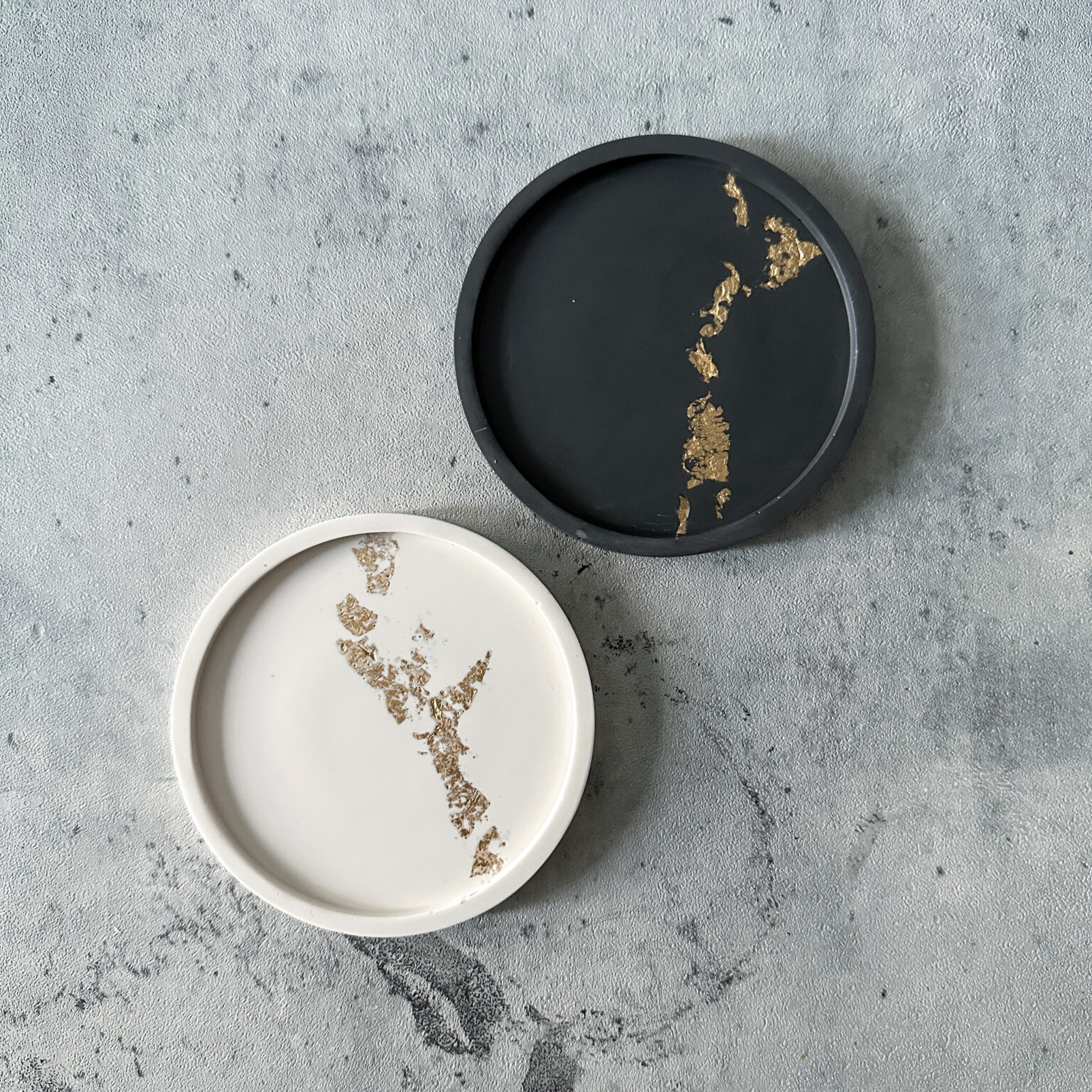 Round Coaster (Solid) – Jhoou Studio